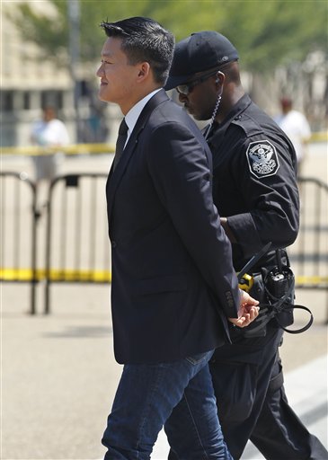 Choi arrested at White house again : This ain't Hell, but you can see ...