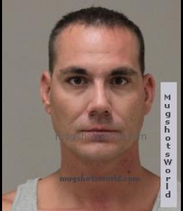 John Robert Benwell; another phony tattooed Marine : This ain't Hell ...